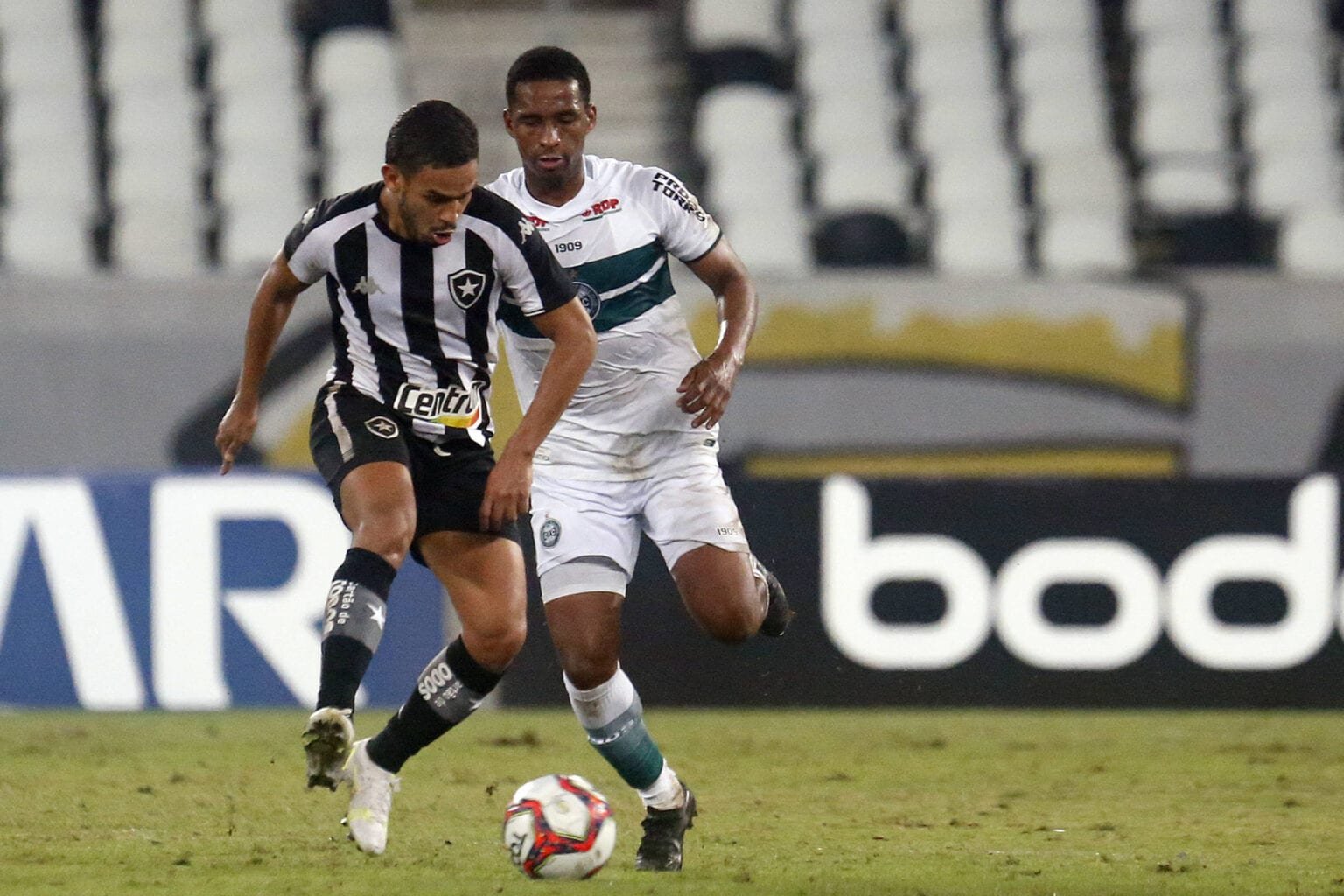 Notícias do Botafogo Hoje - Botafogo bate o Coritiba e dorme no G4 da ... Notícias do Botafogo Hoje - Botafogo bate o Coritiba e dorme no G4 da ...